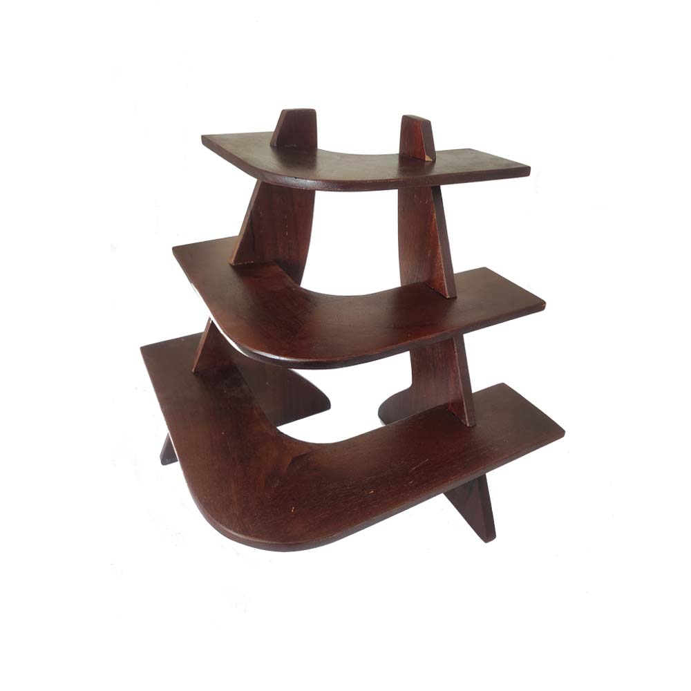 WOODEN CURVED 3- TIER DISPLAY RISER - Ehoreca